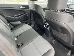 Grey Hyundai Tucson 2019 in Marijampole, with an engine capacity of 1.60 L and mileage of 228 thousand km for 9700 €, photo 17 on AUTOMOTO.COM.LV