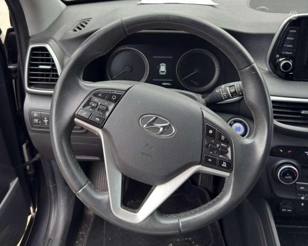Pelēks Hyundai Tucson 2019 Tauragė, ar dzinēja tilpumu 1.60 L un nobraukumu 108 tūkst. km par 9400 €, foto 9 vietnē AUTOMOTO.COM.LV