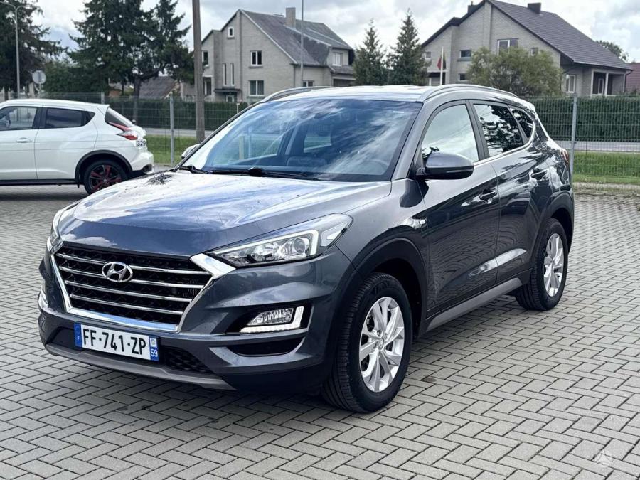 Pelēks Hyundai Tucson 2019 Tauragė, ar dzinēja tilpumu 1.60 L un nobraukumu 96 tūkst. km par 13200 €, foto 1 vietnē AUTOMOTO.COM.LV