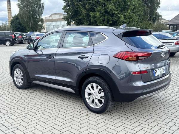 Pelēks Hyundai Tucson 2019 Tauragė, ar dzinēja tilpumu 1.60 L un nobraukumu 96 tūkst. km par 13200 €, foto 4 vietnē AUTOMOTO.COM.LV