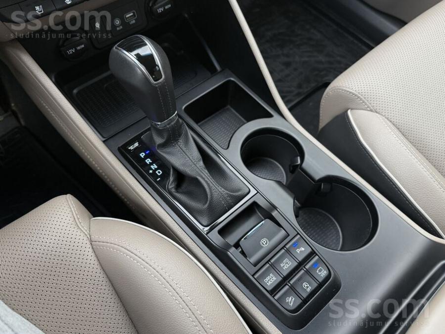 Pelēks Hyundai Tucson 2019 Liepāja, ar dzinēja tilpumu 1.60 L un nobraukumu 50 tūkst. km par 20900 €, foto 24 vietnē AUTOMOTO.COM.LV