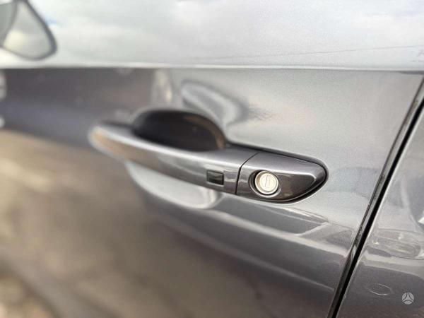 Hyundai Tucson 2019 in Panevezys on AUTOMOTO.COM.LV Grey Hyundai Tucson 2019 in Panevezys, with an engine capacity of 1.60 L and mileage of 199 thousand km for 10300 €, photo 8 on AUTOMOTO.COM.LV