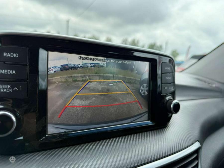 Grey Hyundai Tucson 2019 in Panevezys, with an engine capacity of 1.60 L and mileage of 199 thousand km for 10300 €, photo 13 on AUTOMOTO.COM.LV