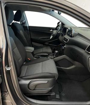 Grey Hyundai Tucson 2019 in Kaunas, with an engine capacity of 1.59 L and mileage of 45 thousand km for 16500 €, photo 8 on AUTOMOTO.COM.LV