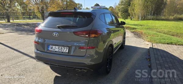 Grey Hyundai Tucson 2019 in Liepaja, with an engine capacity of 1.60 L and mileage of 153 thousand km for 18000 €, photo 5 on AUTOMOTO.COM.LV