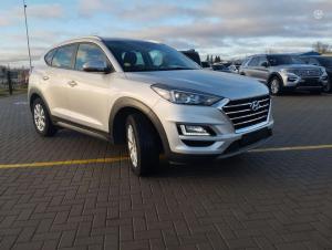 Grey Hyundai Tucson 2020 in Taurage, with an engine capacity of 1.60 L and mileage of 125 thousand km for 13200 €, photo 2 on AUTOMOTO.COM.LV