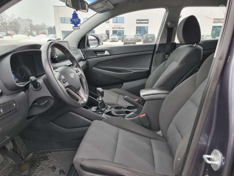 Grey Hyundai Tucson 2020 in Kaunas, with an engine capacity of 1.59 L and mileage of 147 thousand km for 13750 €, photo 8 on AUTOMOTO.COM.LV