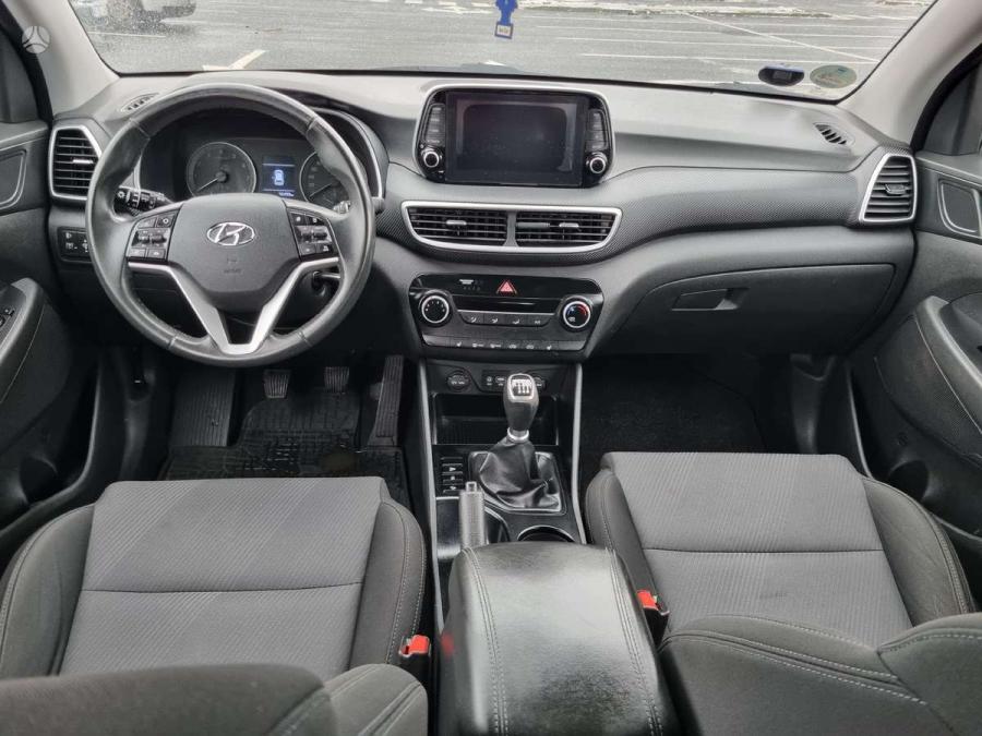Grey Hyundai Tucson 2020 in Kaunas, with an engine capacity of 1.59 L and mileage of 147 thousand km for 13750 €, photo 11 on AUTOMOTO.COM.LV
