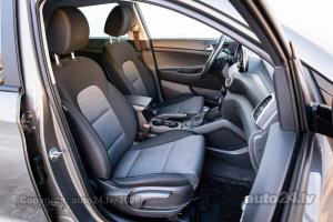 Pelēks Hyundai Tucson 2020 Rīga, ar dzinēja tilpumu 1.60 L un nobraukumu 45 tūkst. km par 16500 €, foto 6 vietnē AUTOMOTO.COM.LV