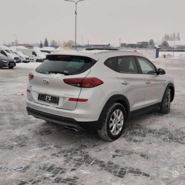 Pelēks Hyundai Tucson 2020 Tauragė, ar dzinēja tilpumu 1.60 L un nobraukumu 125 tūkst. km par 13300 €, foto 4 vietnē AUTOMOTO.COM.LV