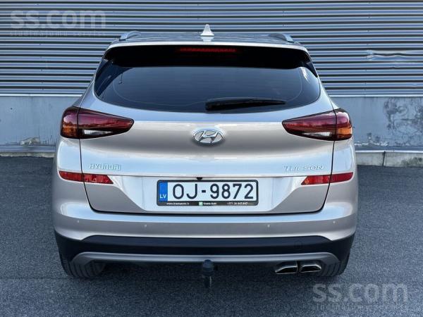 Pelēks Hyundai Tucson 2020 Rīga, ar dzinēja tilpumu 1.60 L un nobraukumu 247 tūkst. km par 11300 €, foto 4 vietnē AUTOMOTO.COM.LV
