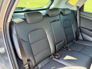 Grey Hyundai Tucson 2020 in Vilkaviskis, with an engine capacity of 1.60 L and mileage of 143 thousand km for 14200 €, photo 22 on AUTOMOTO.COM.LV