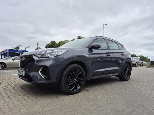 Grey Hyundai Tucson 2020 in Taurage, with an engine capacity of 1.60 L and mileage of 107 thousand km for 14900 €, photo 4 on AUTOMOTO.COM.LV