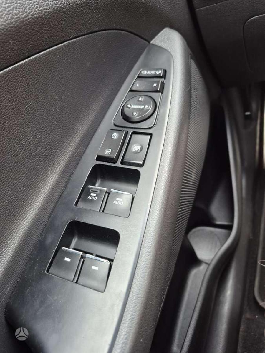 Pelēks Hyundai Tucson 2020 Tauragė, ar dzinēja tilpumu 1.60 L un nobraukumu 107 tūkst. km par 14900 €, foto 19 vietnē AUTOMOTO.COM.LV
