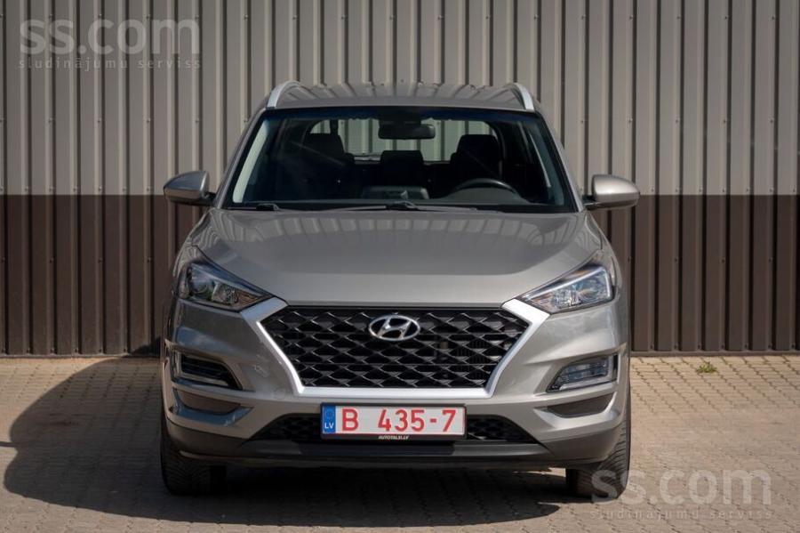 Pelēks Hyundai Tucson 2020 Talsi, ar dzinēja tilpumu 1.60 L un nobraukumu 129 tūkst. km par 15950 €, foto 3 vietnē AUTOMOTO.COM.LV
