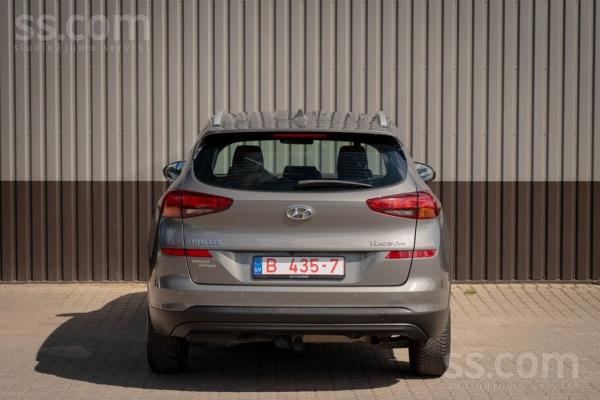 Pelēks Hyundai Tucson 2020 Talsi, ar dzinēja tilpumu 1.60 L un nobraukumu 129 tūkst. km par 15950 €, foto 5 vietnē AUTOMOTO.COM.LV