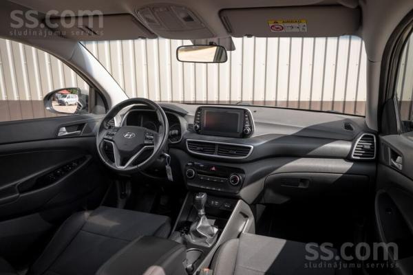 Pelēks Hyundai Tucson 2020 Talsi, ar dzinēja tilpumu 1.60 L un nobraukumu 129 tūkst. km par 15950 €, foto 8 vietnē AUTOMOTO.COM.LV