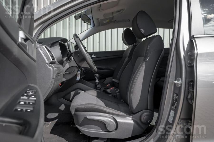 Pelēks Hyundai Tucson 2020 Talsi, ar dzinēja tilpumu 1.60 L un nobraukumu 129 tūkst. km par 15950 €, foto 10 vietnē AUTOMOTO.COM.LV