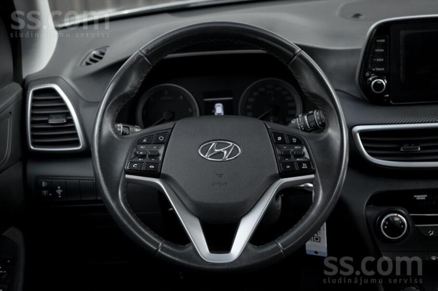 Pelēks Hyundai Tucson 2020 Talsi, ar dzinēja tilpumu 1.60 L un nobraukumu 129 tūkst. km par 15950 €, foto 18 vietnē AUTOMOTO.COM.LV