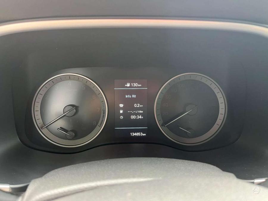 Pelēks Hyundai Tucson 2020 Utena, ar dzinēja tilpumu 1.59 L un nobraukumu 134 tūkst. km par 15500 €, foto 25 vietnē AUTOMOTO.COM.LV