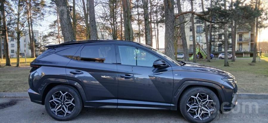 Pelēks Hyundai Tucson 2021 Rīga, ar dzinēja tilpumu 1.60 L un nobraukumu 62 tūkst. km par 23900 €, foto 2 vietnē AUTOMOTO.COM.LV
