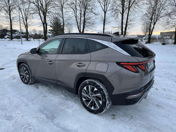 Grey Hyundai Tucson 2021 in Taurage, with an engine capacity of 1.60 L and mileage of 162 thousand km for 12999 €, photo 5 on AUTOMOTO.COM.LV