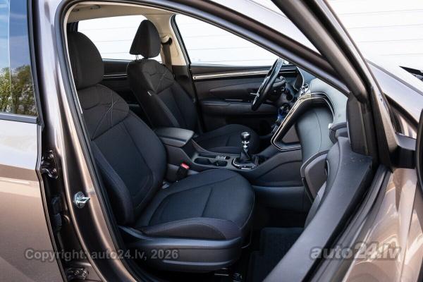 Pelēks Hyundai Tucson 2021 Rīga, ar dzinēja tilpumu 1.60 L un nobraukumu 70 tūkst. km par 18950 €, foto 6 vietnē AUTOMOTO.COM.LV