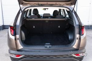Grey Hyundai Tucson 2021 in Riga, with an engine capacity of 1.60 L and mileage of 70 thousand km for 18950 €, photo 17 on AUTOMOTO.COM.LV