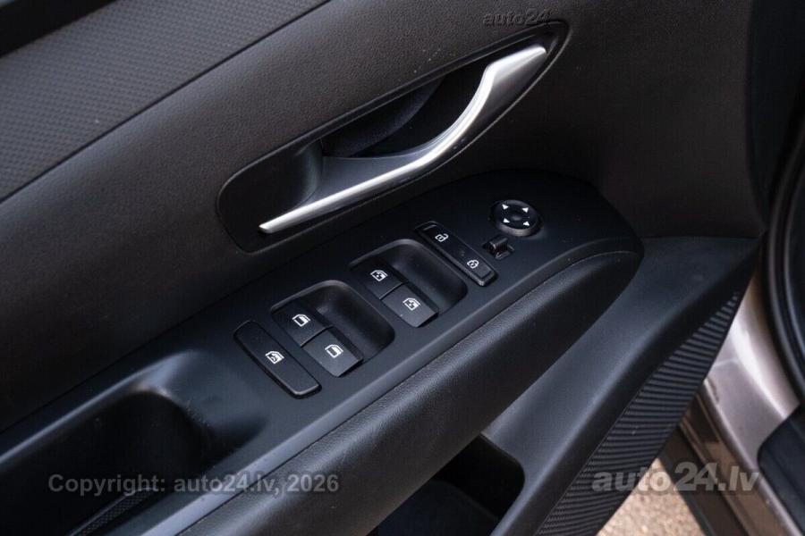 Grey Hyundai Tucson 2021 in Riga, with an engine capacity of 1.60 L and mileage of 70 thousand km for 18950 €, photo 18 on AUTOMOTO.COM.LV