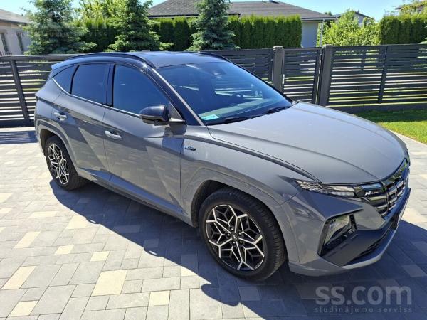 Pelēks Hyundai Tucson 2021 Rīga, ar dzinēja tilpumu 1.60 L un nobraukumu 39 tūkst. km par 22900 €, foto 1 vietnē AUTOMOTO.COM.LV