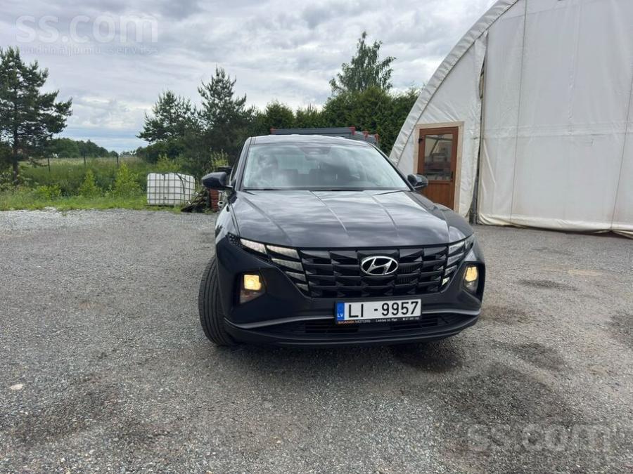 Pelēks Hyundai Tucson 2021 Rīga, ar dzinēja tilpumu 1.60 L un nobraukumu 135 tūkst. km par 17900 €, foto 4 vietnē AUTOMOTO.COM.LV
