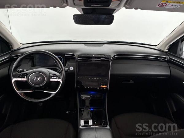 Grey Hyundai Tucson 2021 in Riga, with an engine capacity of 1.60 L and mileage of 107 thousand km for 18990 €, photo 8 on AUTOMOTO.COM.LV
