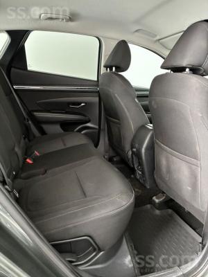 Pelēks Hyundai Tucson 2021 Rīga, ar dzinēja tilpumu 1.60 L un nobraukumu 107 tūkst. km par 18990 €, foto 17 vietnē AUTOMOTO.COM.LV