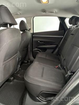 Pelēks Hyundai Tucson 2021 Rīga, ar dzinēja tilpumu 1.60 L un nobraukumu 107 tūkst. km par 18990 €, foto 18 vietnē AUTOMOTO.COM.LV