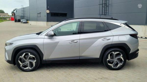 Pelēks Hyundai Tucson 2021 Šauļi, ar dzinēja tilpumu 1.60 L un nobraukumu 124 tūkst. km par 23250 €, foto 4 vietnē AUTOMOTO.COM.LV