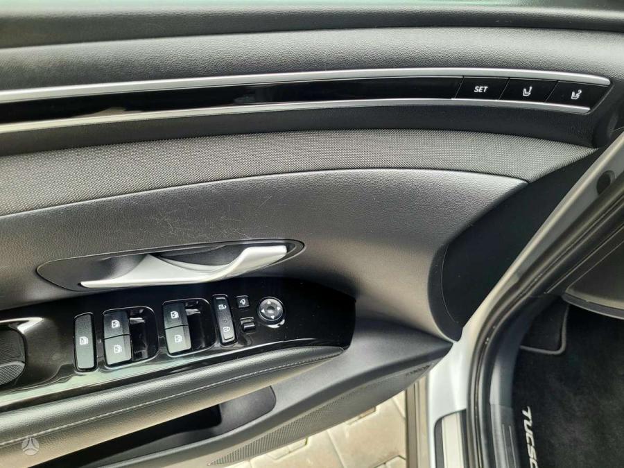 Pelēks Hyundai Tucson 2021 Šauļi, ar dzinēja tilpumu 1.60 L un nobraukumu 124 tūkst. km par 23250 €, foto 17 vietnē AUTOMOTO.COM.LV