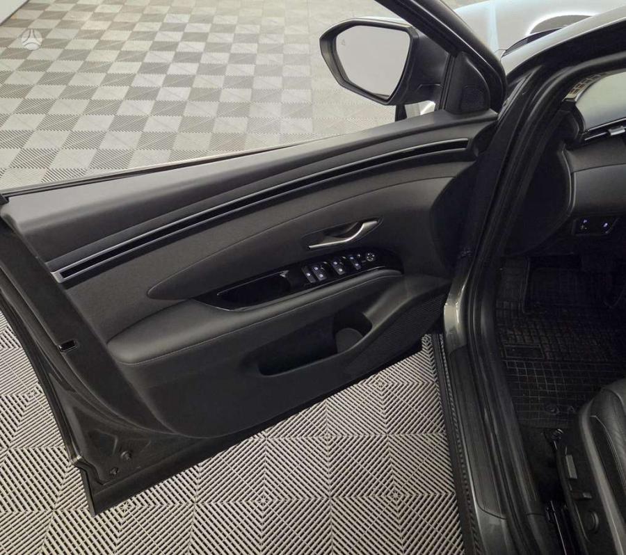 Pelēks Hyundai Tucson 2021 Marijampole, ar dzinēja tilpumu 1.60 L un nobraukumu 170 tūkst. km par 20850 €, foto 13 vietnē AUTOMOTO.COM.LV