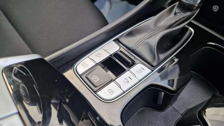 Grey Hyundai Tucson 2021 in Marijampole, with an engine capacity of 1.60 L and mileage of 173 thousand km for 15200 €, photo 13 on AUTOMOTO.COM.LV