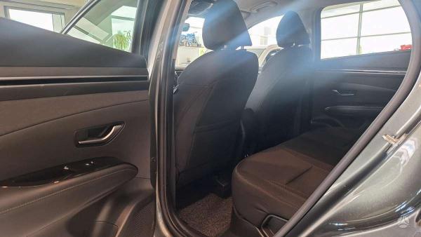 Pelēks Hyundai Tucson 2021 Kauņa, ar dzinēja tilpumu 1.60 L un nobraukumu 144 tūkst. km par 19498 €, foto 8 vietnē AUTOMOTO.COM.LV