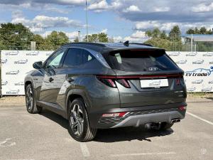 Grey Hyundai Tucson 2021 in Vilnius, with an engine capacity of 1.60 L and mileage of 126 thousand km for 23990 €, photo 5 on AUTOMOTO.COM.LV