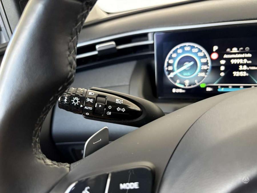 Grey Hyundai Tucson 2021 in Vilnius, with an engine capacity of 1.60 L and mileage of 126 thousand km for 23990 €, photo 10 on AUTOMOTO.COM.LV