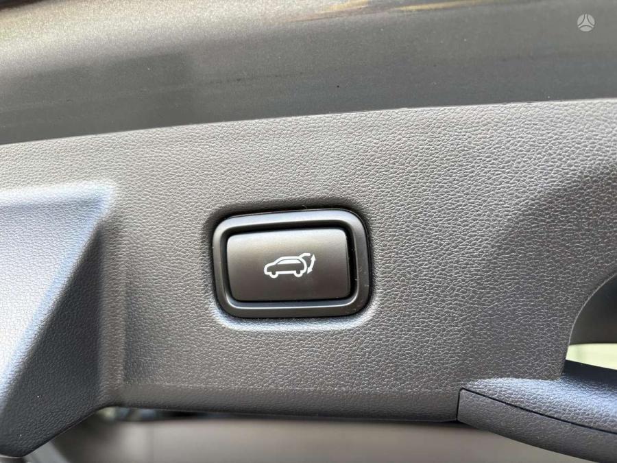 Grey Hyundai Tucson 2021 in Vilnius, with an engine capacity of 1.60 L and mileage of 126 thousand km for 23990 €, photo 33 on AUTOMOTO.COM.LV