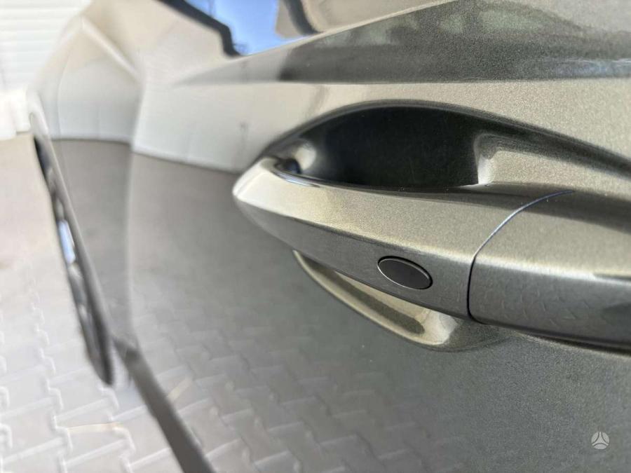 Grey Hyundai Tucson 2021 in Vilnius, with an engine capacity of 1.60 L and mileage of 126 thousand km for 23990 €, photo 36 on AUTOMOTO.COM.LV