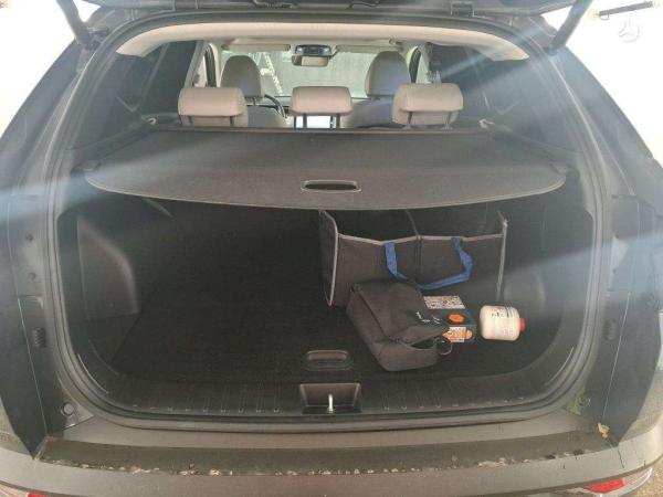 Pelēks Hyundai Tucson 2021 Viļņa, ar dzinēja tilpumu 1.60 L un nobraukumu 76 tūkst. km par 25990 €, foto 8 vietnē AUTOMOTO.COM.LV