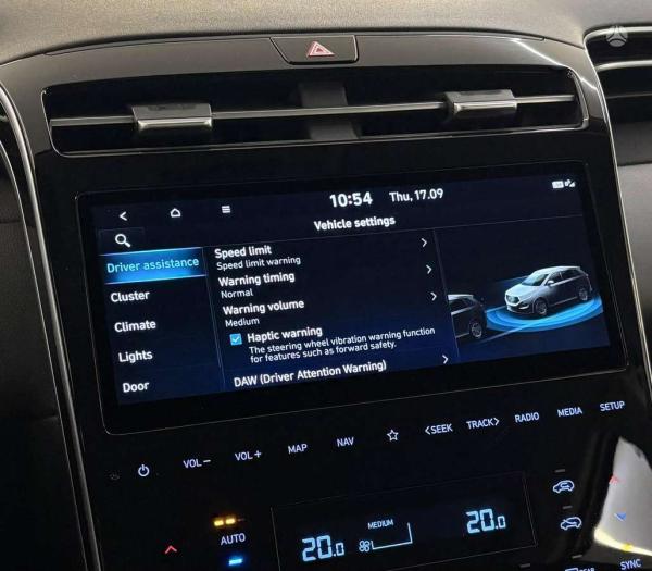 Grey Hyundai Tucson 2021 in Marijampole, with an engine capacity of 1.60 L and mileage of 61 thousand km for 18999 €, photo 10 on AUTOMOTO.COM.LV