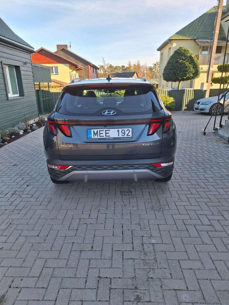Grey Hyundai Tucson 2022 in Kaunas, with an engine capacity of 1.60 L and mileage of 79 thousand km for 21500 €, photo 5 on AUTOMOTO.COM.LV