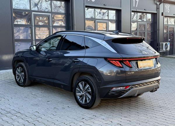 Grey Hyundai Tucson 2022 in Siauliai, with an engine capacity of 1.60 L and mileage of 166 thousand km for 19990 €, photo 7 on AUTOMOTO.COM.LV