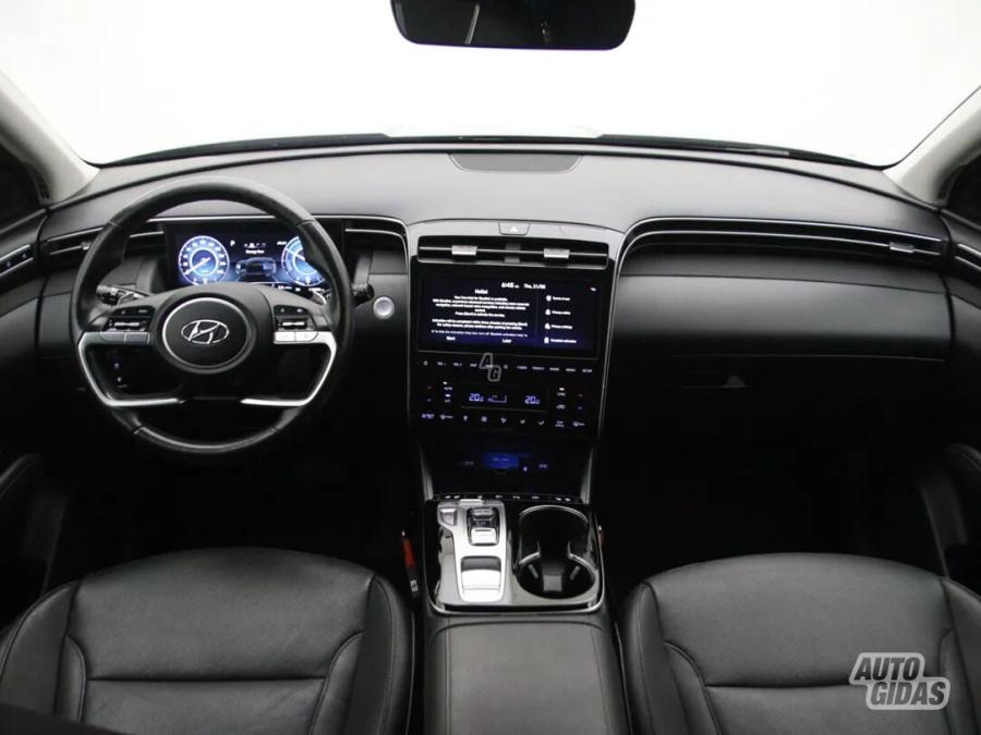 Grey Hyundai Tucson 2022 in Vilnius, with an engine capacity of 1.60 L and mileage of 116 thousand km for 24999 €, photo 3 on AUTOMOTO.COM.LV