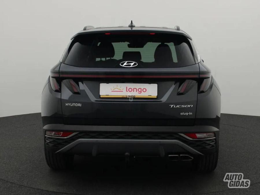 Grey Hyundai Tucson 2022 in Vilnius, with an engine capacity of 1.60 L and mileage of 116 thousand km for 24999 €, photo 6 on AUTOMOTO.COM.LV
