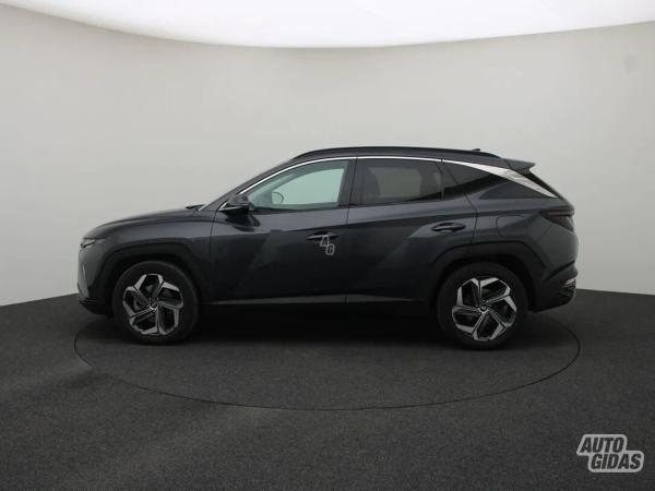 Grey Hyundai Tucson 2022 in Vilnius, with an engine capacity of 1.60 L and mileage of 116 thousand km for 24999 €, photo 6 on AUTOMOTO.COM.LV